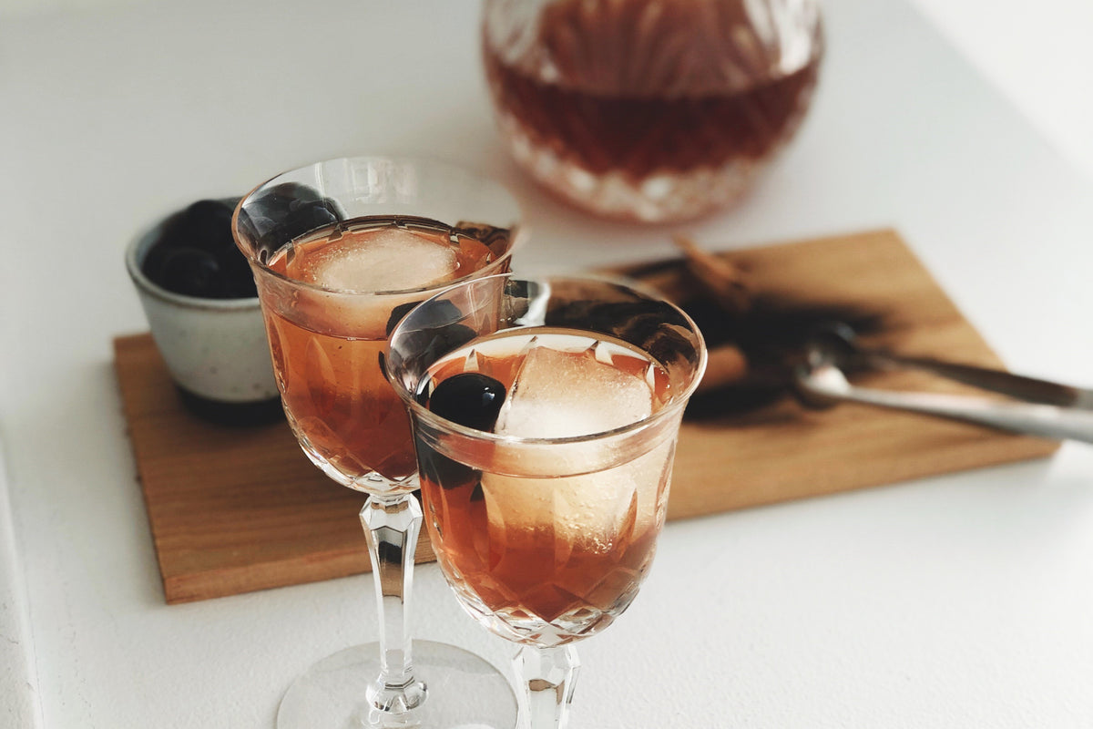 Smoked Cinnamon Rum Manhattan – The Kinship Collection